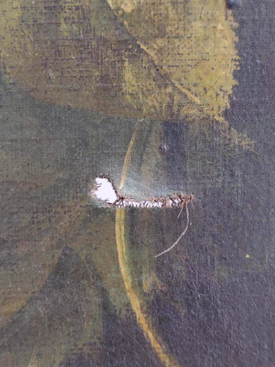 Comment réparer un accroc dans une toile ? - FAQ